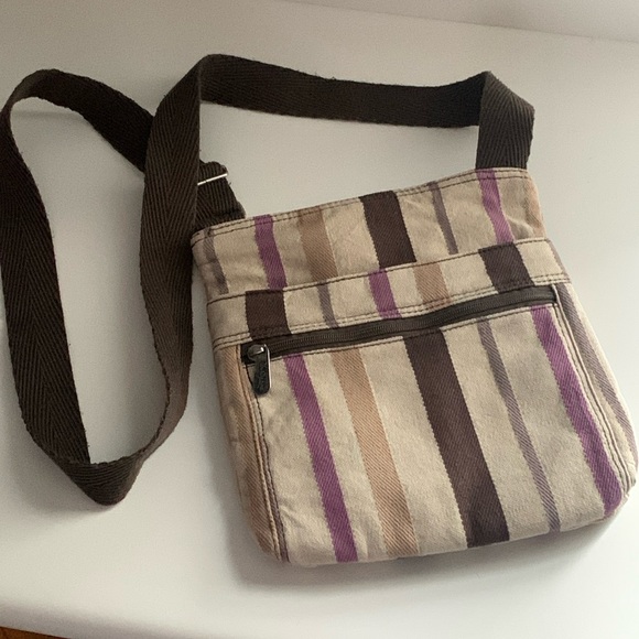 thirty-one | Bags | Thirtyone Stripped Crossbody Purse | Poshmark